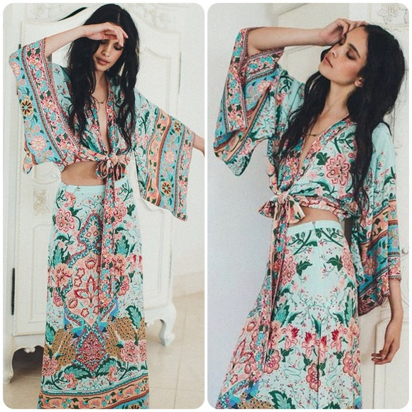 Spell | Tops | Euc Spell The Gypsy Peacock Mint Green Floral Print ...